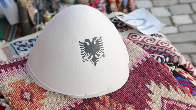 Plis Images – Browse 2,011 Stock Photos, Vectors, and Video | Adobe Stock