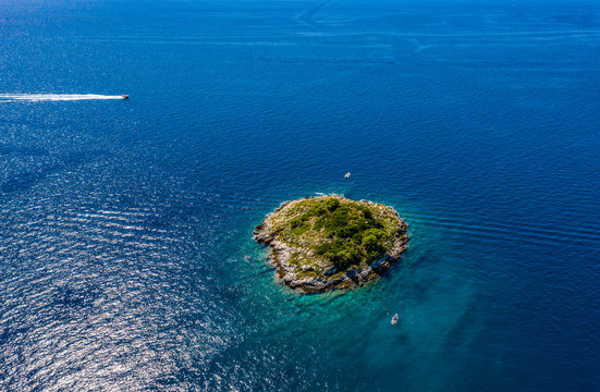 Banjol Images – Browse 49 Stock Photos, Vectors, and Video | Adobe Stock