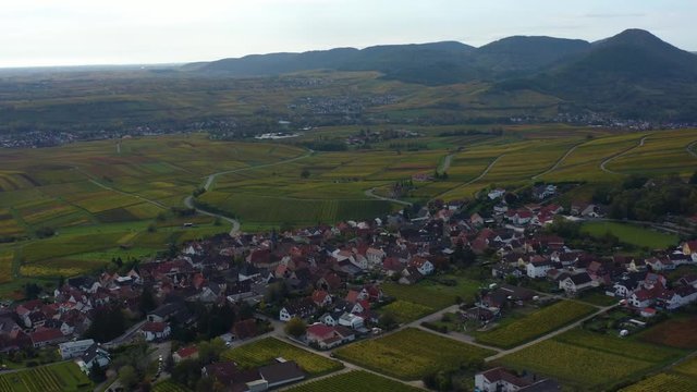 Albersweiler Bilder – Durchsuchen 43 Archivfotos, Vektorgrafiken und ...