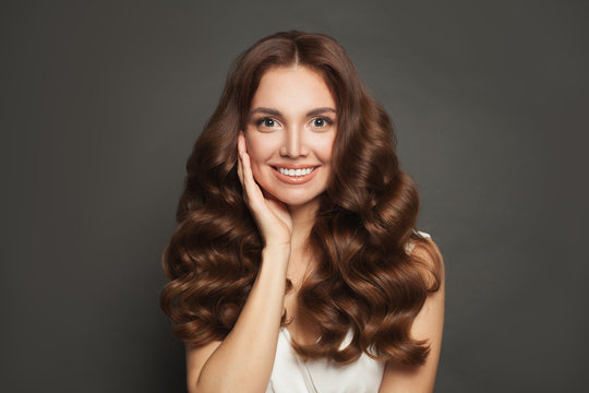 รูปภาพ"Woman Hair" – เลือกดูภาพถ่ายสต็อก เวกเตอร์ และวิดีโอ2,105 ...