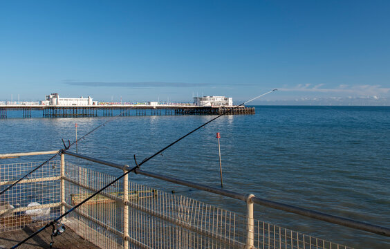 "Worthing Pier" Bilder – Durchsuchen 82 Archivfotos, Vektorgrafiken und ...