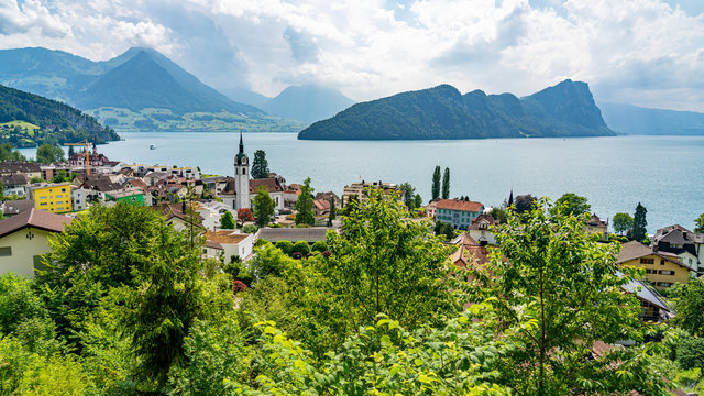 รูปภาพVitznau – เลือกดูภาพถ่ายสต็อก เวกเตอร์ และวิดีโอ1,274 | Adobe Stock