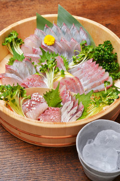 Chigiriki bilder – Bläddra bland 32 stockfoton, vektorer och videor ...