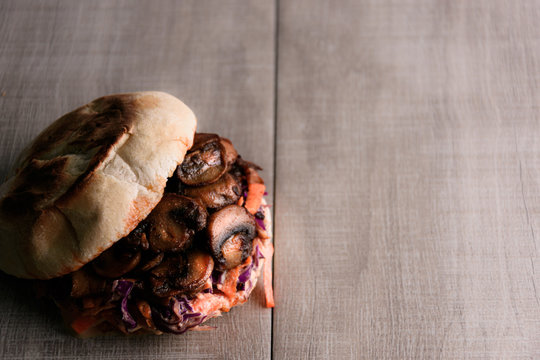 Chiflado Bilder – Durchsuchen 4,709 Archivfotos, Vektorgrafiken und ...