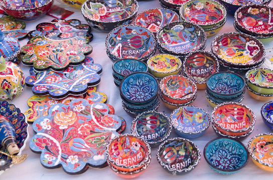 「Shqipni」の画像 - 86 件の Stock 写真、ベクターおよびビデオ | Adobe Stock