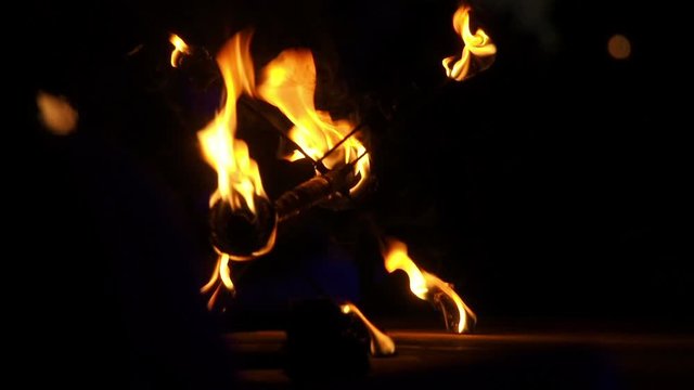 "Fire Dancer" Images – Parcourir 829 le catalogue de photos, vecteurs ...