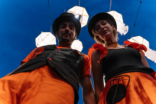 Jugglery Bilder – Durchsuchen 479 Archivfotos, Vektorgrafiken und ...