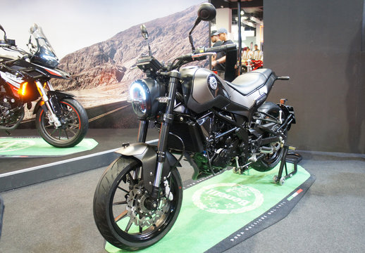 รูปภาพBenelli – เลือกดูภาพถ่ายสต็อก เวกเตอร์ และวิดีโอ310 | Adobe Stock