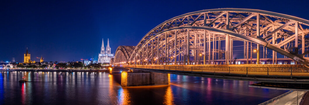 รูปภาพKoln – เลือกดูภาพถ่ายสต็อก เวกเตอร์ และวิดีโอ101,275 | Adobe Stock