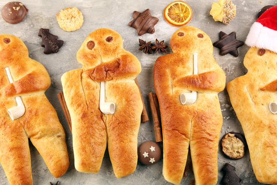 Weckmann Bilder – Durchsuchen 82,970 Archivfotos, Vektorgrafiken und Videos | Adobe Stock