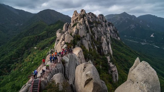 「Pinacle」の写真素材 | 474件の無料イラスト画像 | Adobe Stock