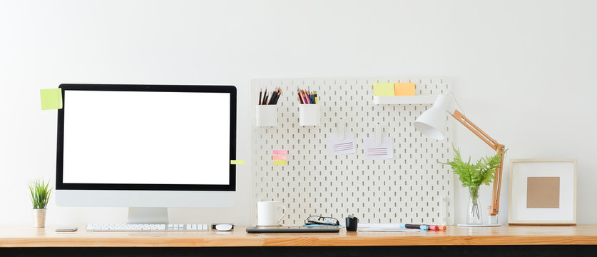 Free Desk Images – Browse 22,457 Free Stock Photos, Vectors, and Video ...