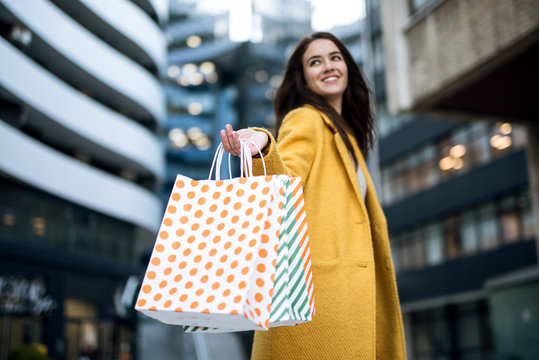 Shoppingtour Bilder – Durchsuchen 78,369 Archivfotos, Vektorgrafiken ...