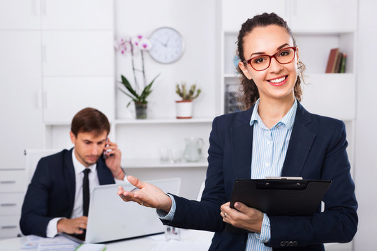 Imagens de Secretary – Explore Fotografias do Stock, Vetores e Vídeos ...