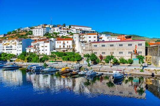 รูปภาพPinhao – เลือกดูภาพถ่ายสต็อก เวกเตอร์ และวิดีโอ3,112 | Adobe Stock