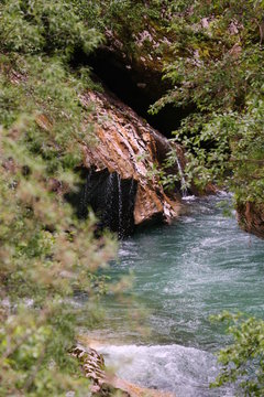 Tropfend bilder – Bläddra bland 351 stockfoton, vektorer och videor ...