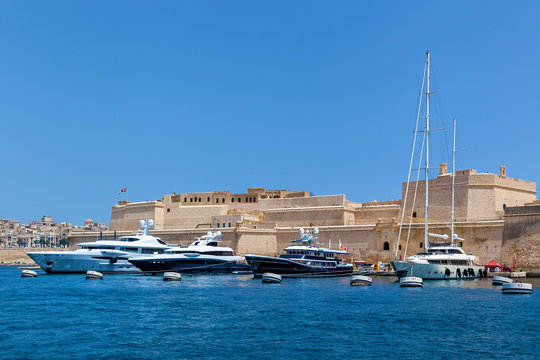 Bunder bilder – Bläddra bland 4,197 stockfoton, vektorer och videor ...