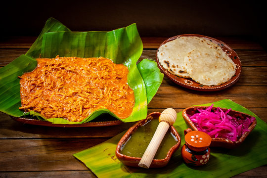 Cochina Images – Browse 28 Stock Photos, Vectors, and Video | Adobe Stock