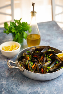 Parsil bilder – Bläddra bland 89 stockfoton, vektorer och videor ...