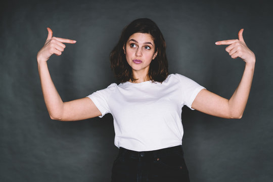 รูปภาพPretentious – เลือกดูภาพถ่ายสต็อก เวกเตอร์ และวิดีโอ6,682 | Adobe ...