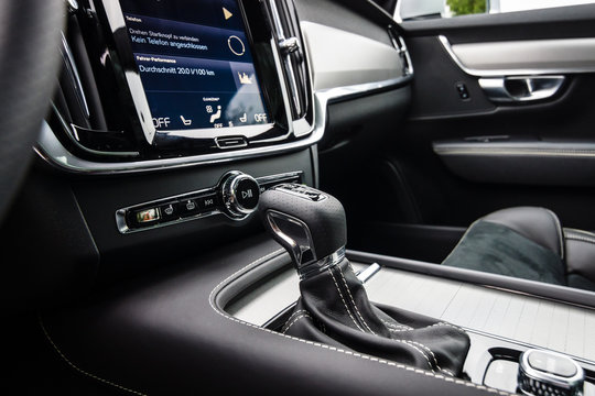 Navigationssystem bilder – Bläddra bland 3,345 stockfoton, vektorer och ...