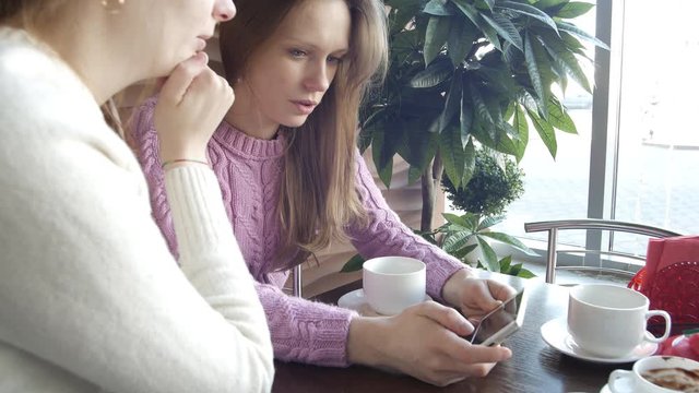 Conversating Images – Browse 487 Stock Photos, Vectors, and Video ...