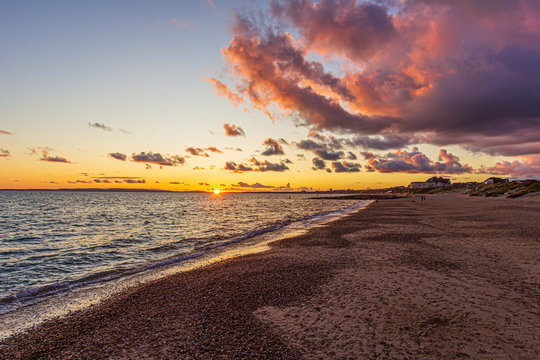 รูปภาพSouthbourne – เลือกดูภาพถ่ายสต็อก เวกเตอร์ และวิดีโอ363 | Adobe Stock