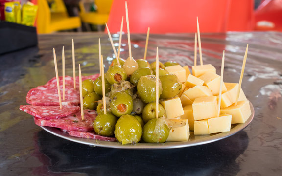 Picada Images – Browse 19 Stock Photos, Vectors, and Video | Adobe Stock