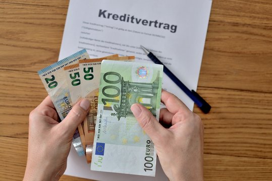 Kreditvertrag Imagens – Procure 874 fotos, vetores e vídeos | Adobe Stock