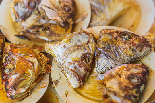Fish-Heads 이미지 – 찾아보기 3,887 스톡 사진, 벡터 및 비디오 | Adobe Stock