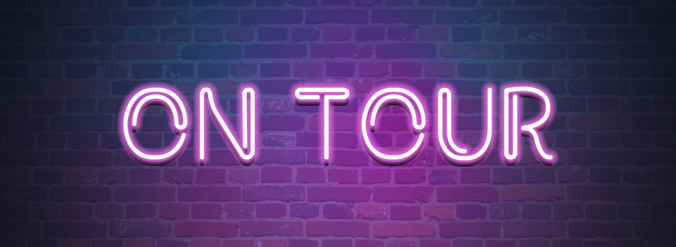 "On Tour" Bilder – Durchsuchen 221 Archivfotos, Vektorgrafiken und ...