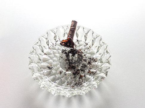 Cigar Paper Texture Bilder – Durchsuchen 1,644 Archivfotos ...