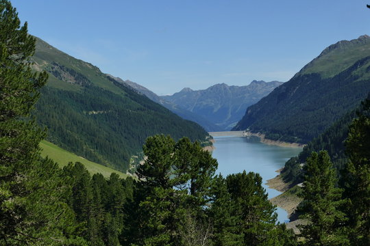 Thalersee Bilder – Durchsuchen 2,814 Archivfotos, Vektorgrafiken und ...