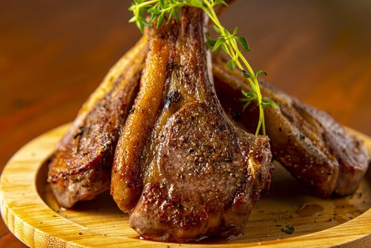 รูปภาพMaton – เลือกดูภาพถ่ายสต็อก เวกเตอร์ และวิดีโอ874 | Adobe Stock