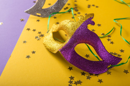 Gawdy 画像 - 参照 142 Stock 写真、ベクターおよびビデオ | Adobe Stock