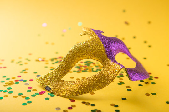 Gawdy 画像 - 参照 142 Stock 写真、ベクターおよびビデオ | Adobe Stock