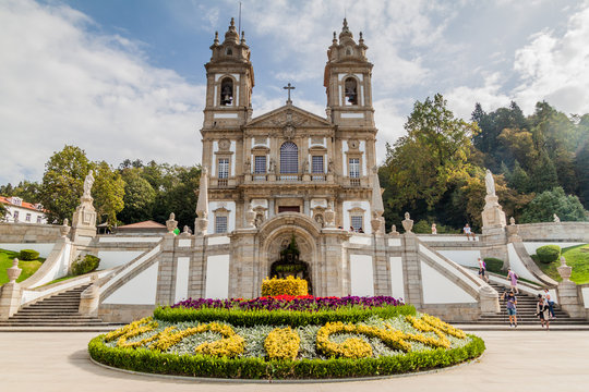 Monte Bilder – Durchsuchen 153,720 Archivfotos, Vektorgrafiken und ...