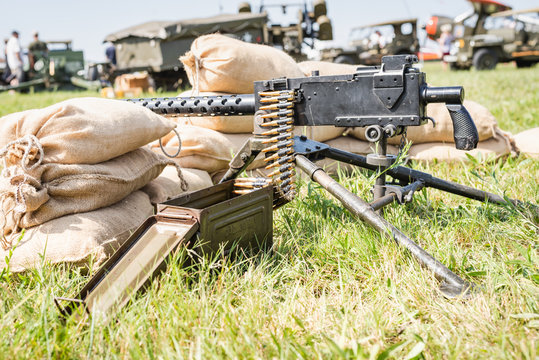 รูปภาพMitrailleuse – เลือกดูภาพถ่ายสต็อก เวกเตอร์ และวิดีโอ431 | Adobe ...
