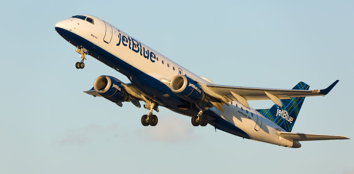 Jetblue Bilder – Durchsuchen 282 Archivfotos, Vektorgrafiken und Videos ...