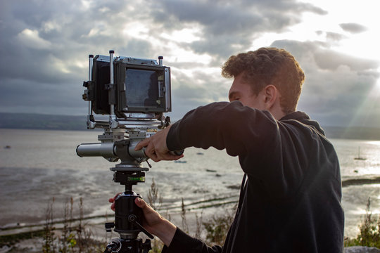 รูปภาพCameraman – เลือกดูภาพถ่ายสต็อก เวกเตอร์ และวิดีโอ86,490 | Adobe ...