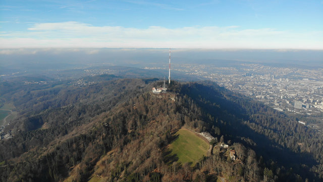 Uetliberg bilder – Bläddra bland 1,987 stockfoton, vektorer och videor ...