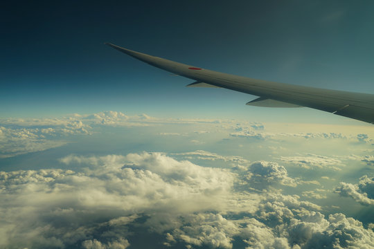 雲上 Images – Browse 989 Stock Photos, Vectors, and Video | Adobe Stock