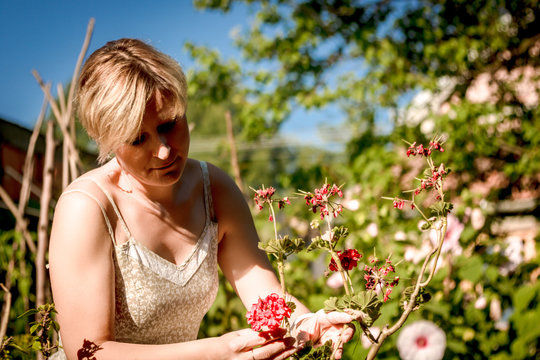 "Simple Living" Images – Browse 24,116 Stock Photos, Vectors, and Video ...