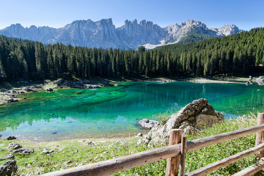 รูปภาพKarersee – เลือกดูภาพถ่ายสต็อก เวกเตอร์ และวิดีโอ2,927 | Adobe Stock