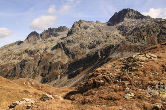 Splügenpass-Bilder: Stock-Fotos & -Videos. | Adobe Stock