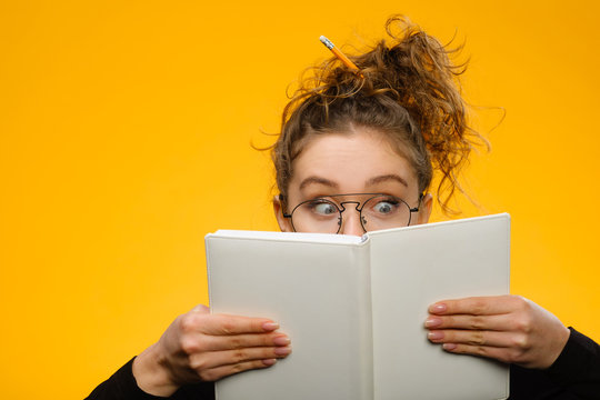 Unconfidence Imagens – Procure 46 fotos, vetores e vídeos | Adobe Stock