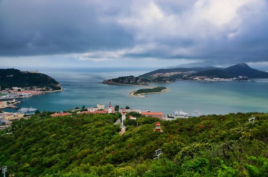 Talien Bilder – Durchsuchen 3,400 Archivfotos, Vektorgrafiken und ...