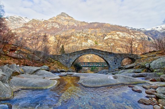 Valchiusella Bilder – Durchsuchen 104 Archivfotos, Vektorgrafiken und ...