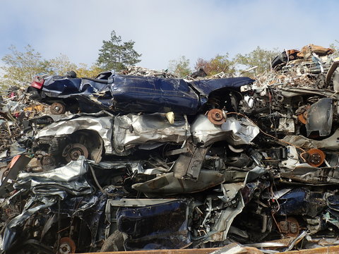 รูปภาพAutoschrott – เลือกดูภาพถ่ายสต็อก เวกเตอร์ และวิดีโอ223 | Adobe Stock