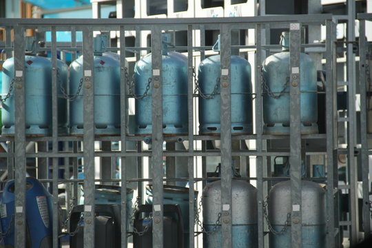 Propan-Butane Images – Browse 16 Stock Photos, Vectors, and Video ...